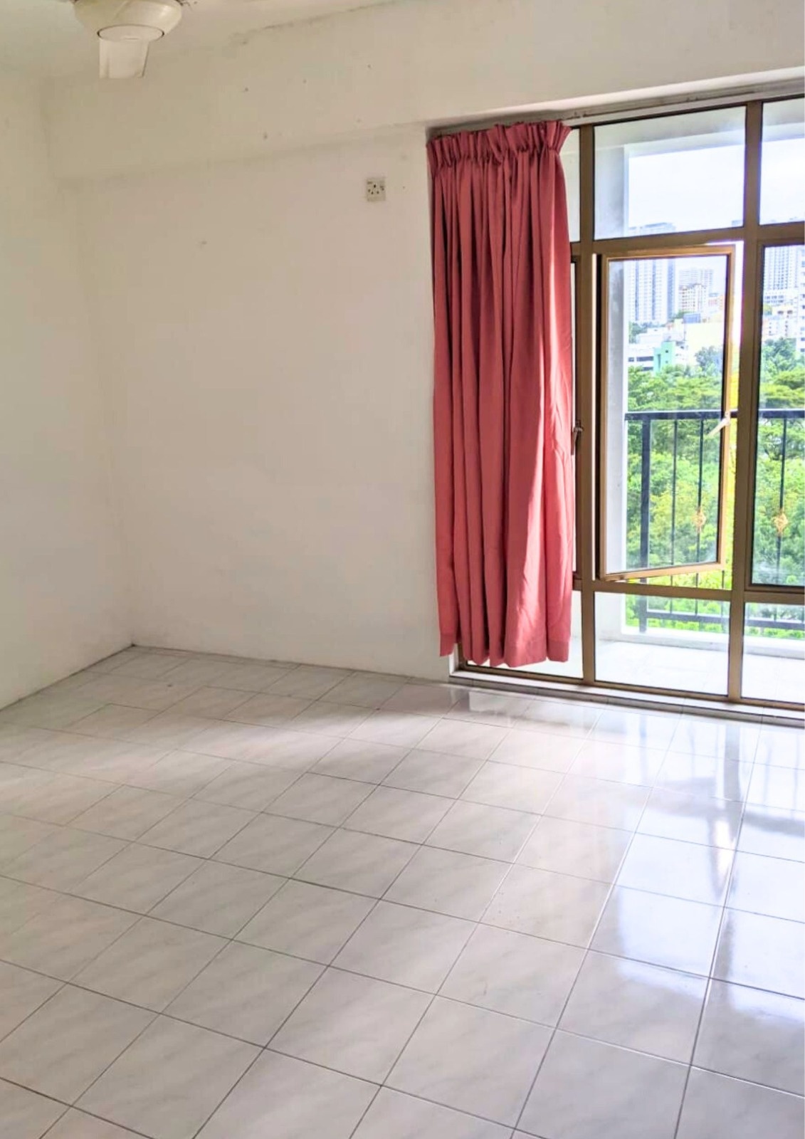 Halaman Kristal 1100sqft Unfurnished 1 Carpark - Malaysia Property Condo