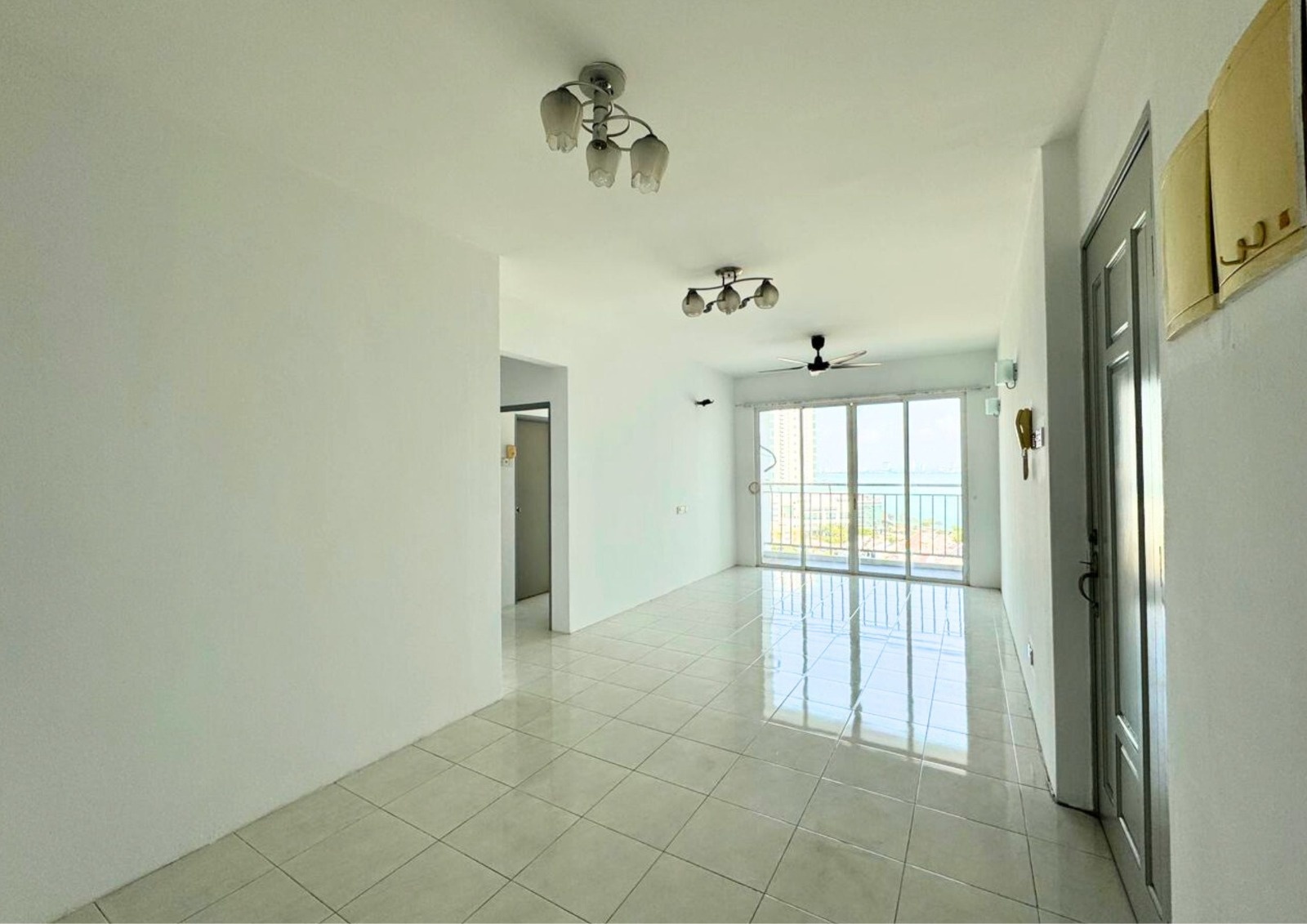 The Spring 954sqft Ori Unit 2 Carpark - Malaysia Property Condo