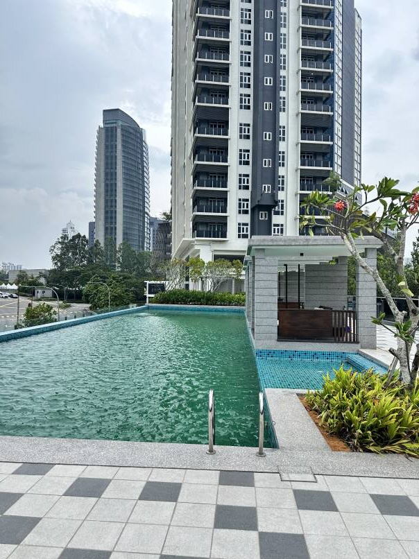 Met 1 Residences Dutamas - Malaysia Property Condo