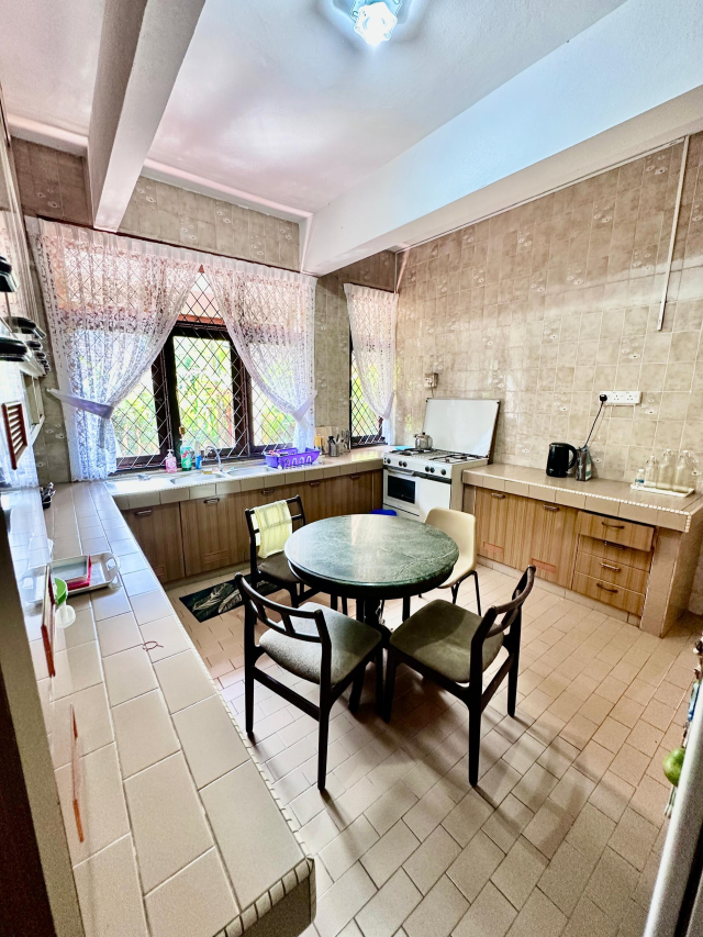 Kemensah Heights, 2 Storey Bungalow Ampang for Sale at Selangor Ampang