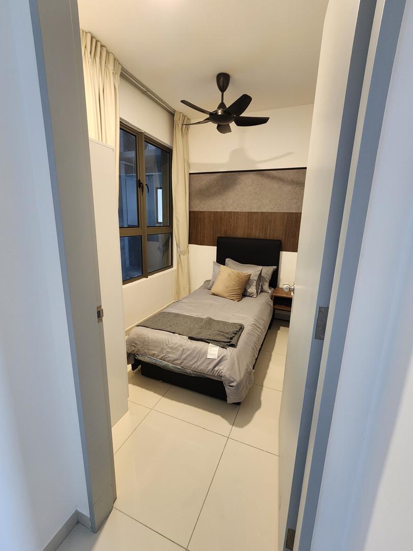 Kenwingston Platz Rm2k Lee - Malaysia Property Condo