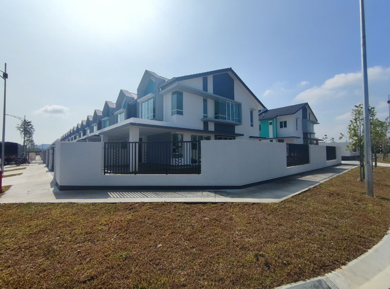 [WTS] Double Storey Ariya Serenia City Kota Warisa