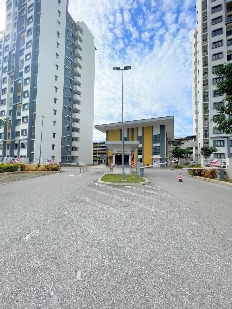 Pr1ma Two Laman View - Malaysia Property Condo