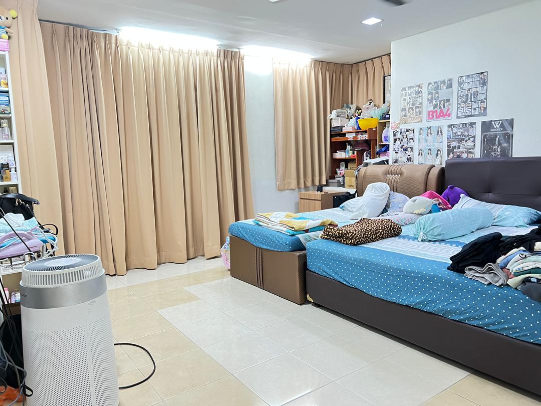 Laman Rimbunan Three Storey End Lot House for Sale at Kuala Lumpur Kepong