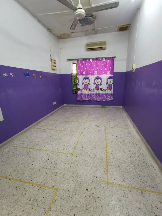 Taman Intan Baiduri One Storey Corner House for Sale at Kuala Lumpur Kepong