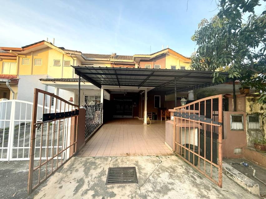 Double Storey House Puchong Utama - Malaysia Property Condo