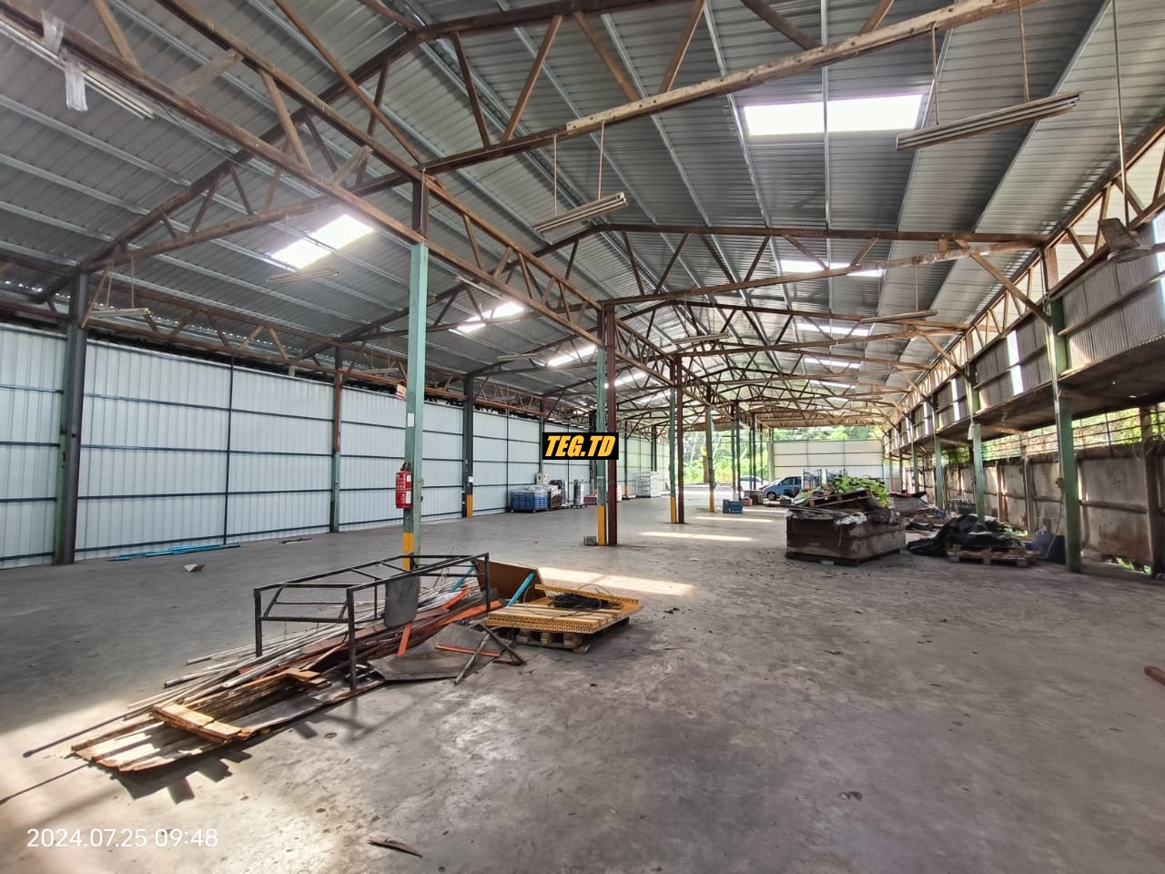 100 Amp Below Market Jalan Kapar Batu 5 Warehouse for Rent at Selangor ...