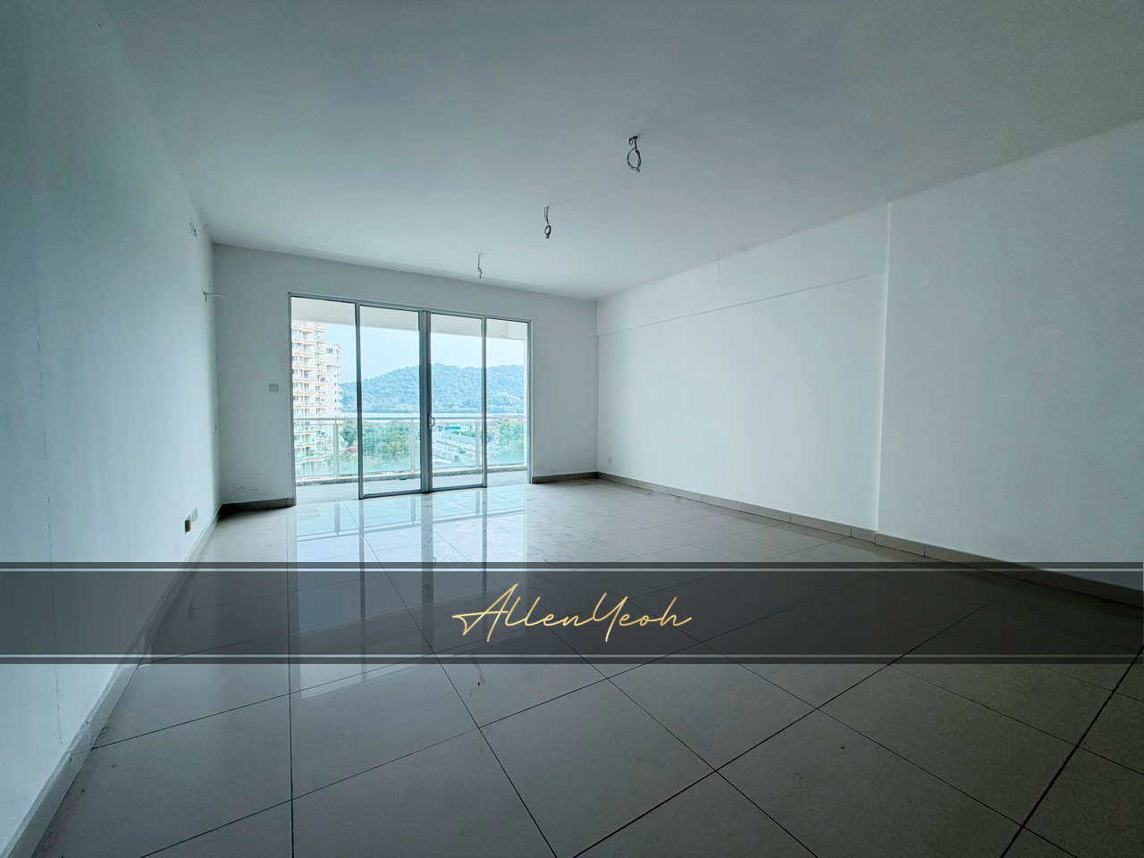 Summerton 1840sqft 3 Bedroom Bare Unit - Malaysia Property Condo