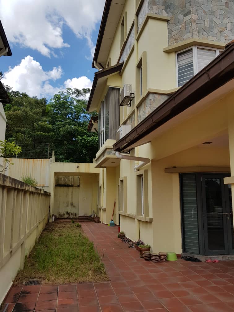 Seri Aman Height Sg Buloh 3 Storey Semi D For Sale for Sale at Selangor ...