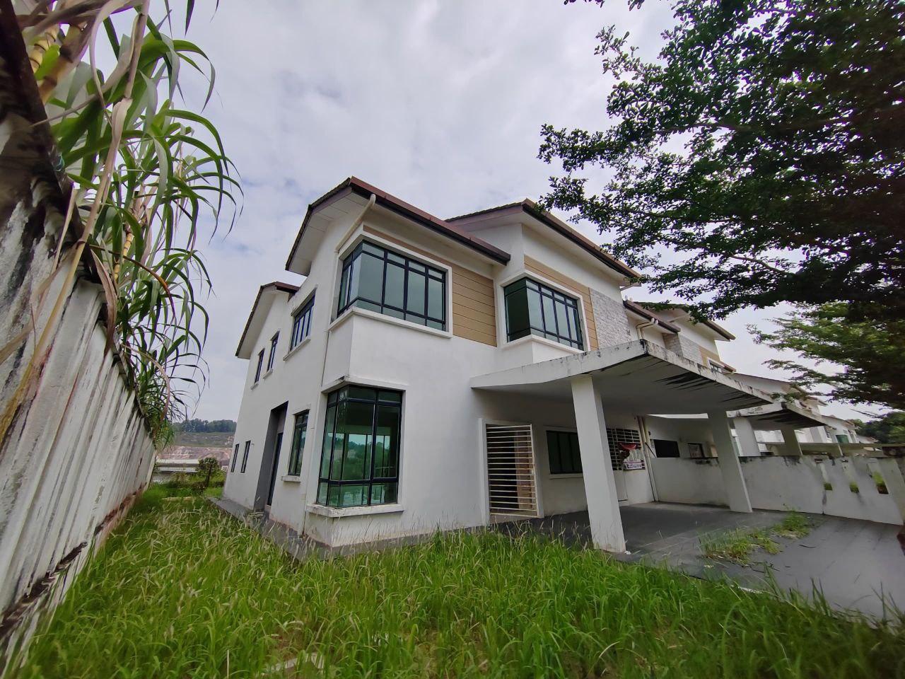 Double Storey Semi D Jalan Pulau Angsa, Nusa Rhu - Malaysia Property Condo