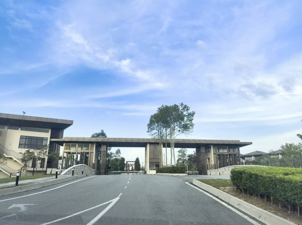 3 Storey Terrace The Mulia Residences, Cyberjaya - Malaysia Property Condo