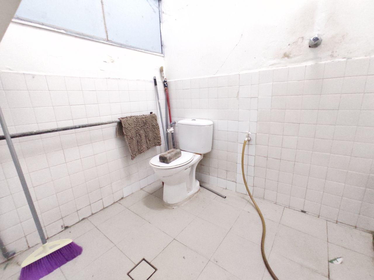 Single Storey Terrace Taman Sri Serdang - Malaysia Property Condo