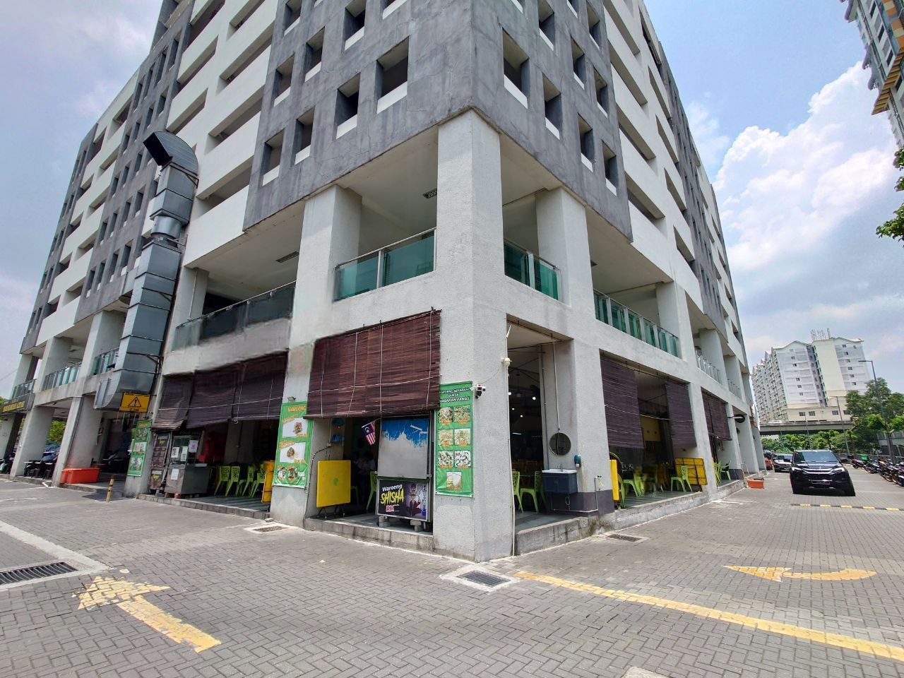 Corner Shoplot Seksyen 13 Shah Alam - Malaysia Property Condo