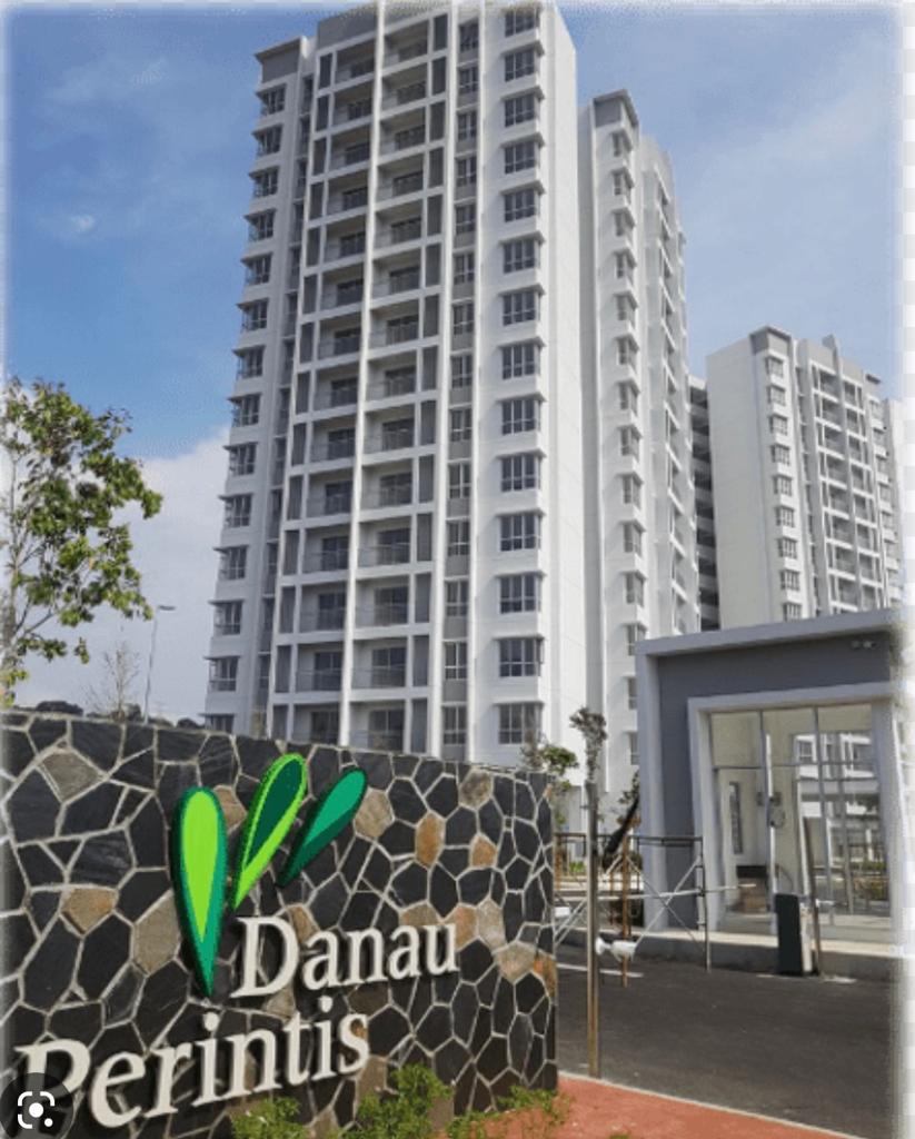 [WTR] Danau Perintis Puncak Alam by Chee Hin