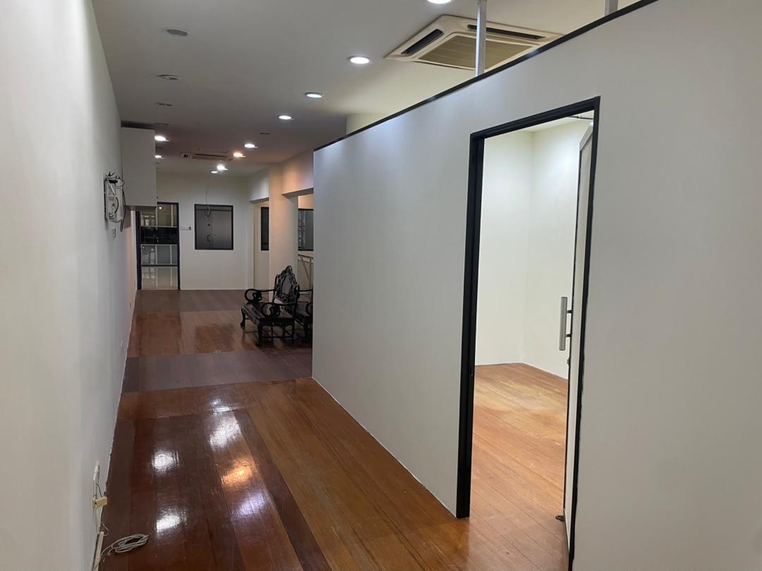 Georgetown Office Space 1800sf Renovated Air Cond for Rent at Penang ...