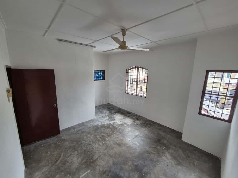 Double-Storey Terrace in USJ 12, Subang Jaya (Freehold, Non-Bumi Lot ...
