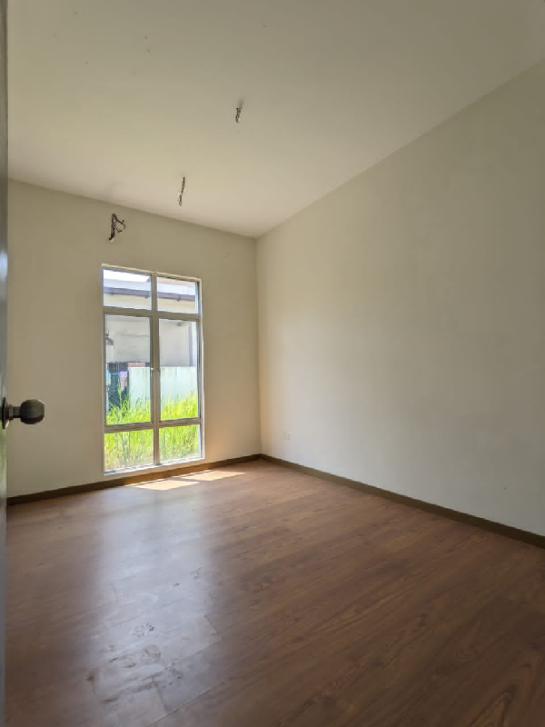 Single Storey Semi D Lakefront Signature Presint Kota SAS for Sale at ...