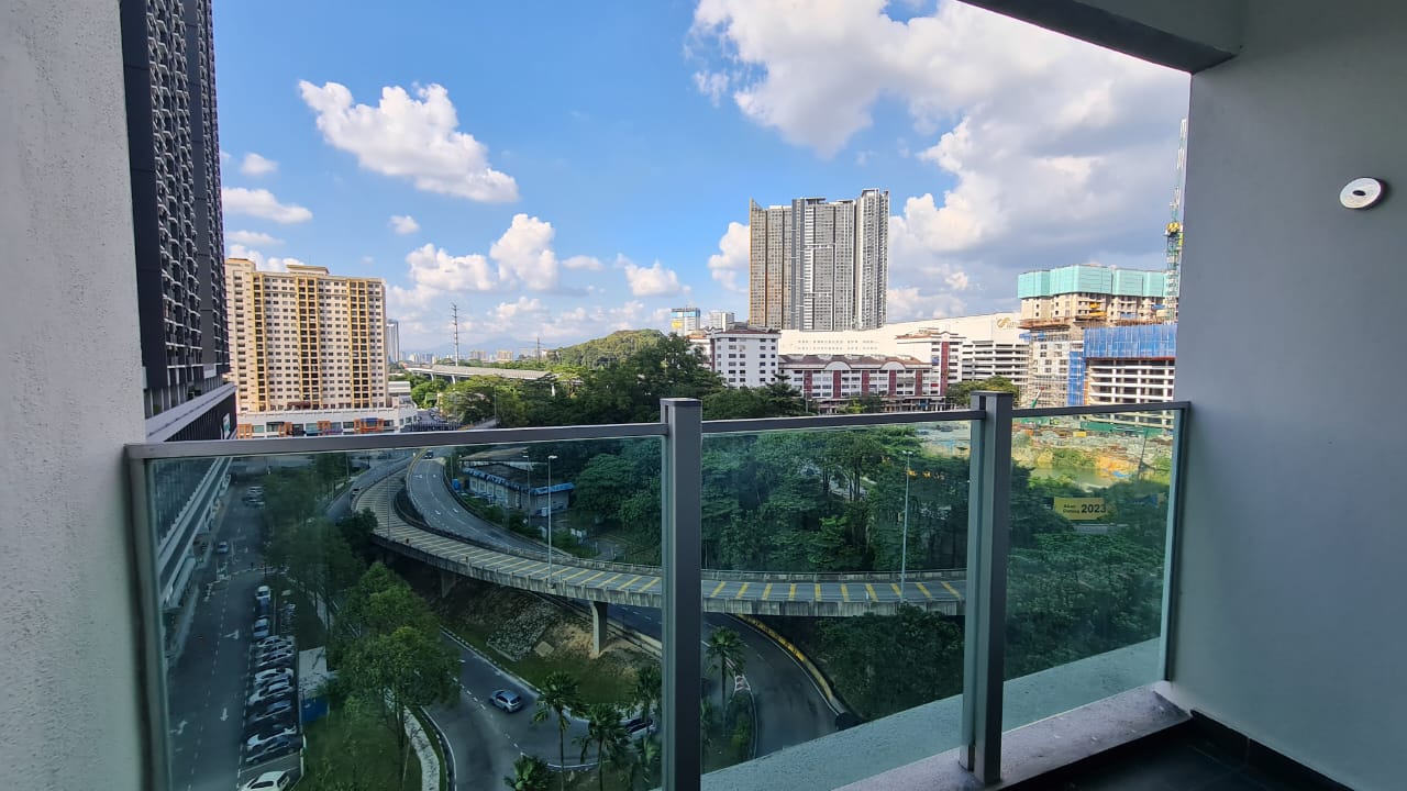 Maxim MXR006 - Malaysia Property Condo