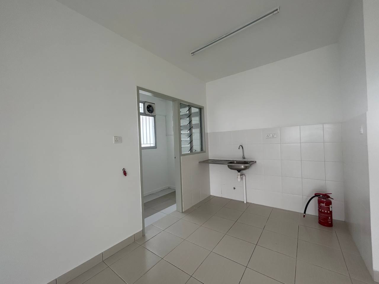 Pangsapuri De Kiara Setia Alam Corner Unit for Sale at Selangor Setia Alam